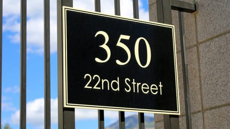 Here's What to Put When a Form Asks for "Address Line 1"