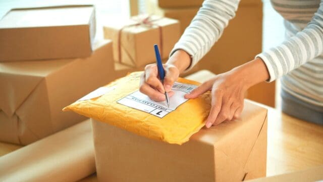 The "Shipping Address" in a Nutshell (Meaning & Usage Guide)