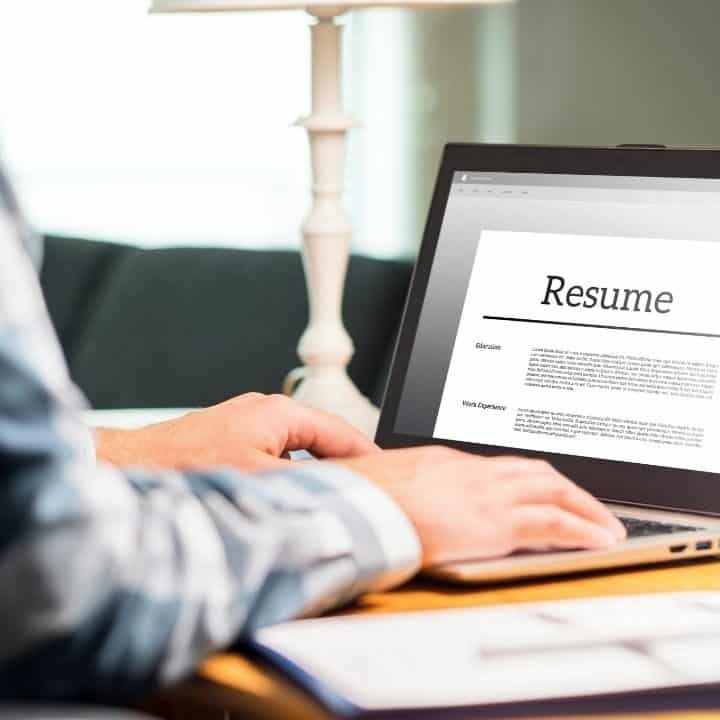 The 3 Best Ways To List Security Clearance on Your Resume