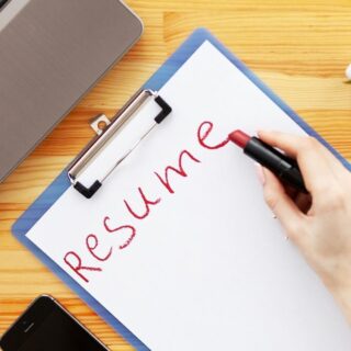 Periods with Bullet Points on your Resume? — The Answer