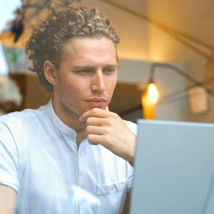 How to Put Availability on a Resume – Top 10 Tips!